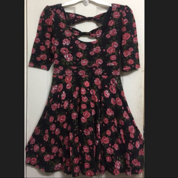 Joyce Leslie | Dresses | Joyce Leslie Black Floral Skater Dress Pink ...